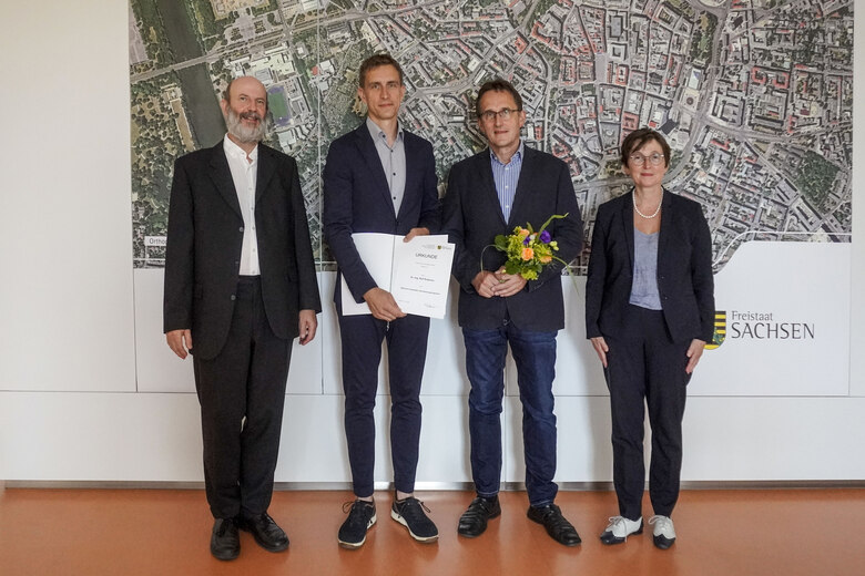 Bestellung zweier ÖbVI - Landesamt für Geobasisinformation Sachsen ...